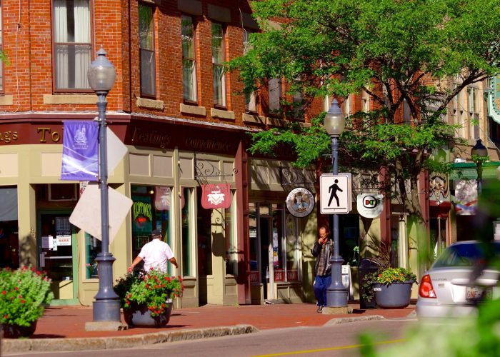 About Us – RESOLUTE Living